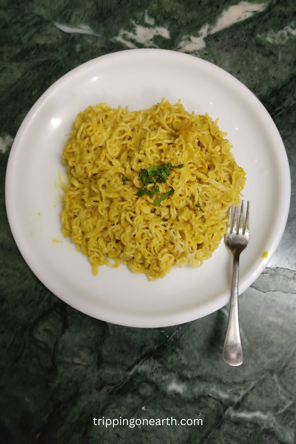 Maggi White Sauce Pasta (Maggi Cheese Pasta) - Tripping on Earth