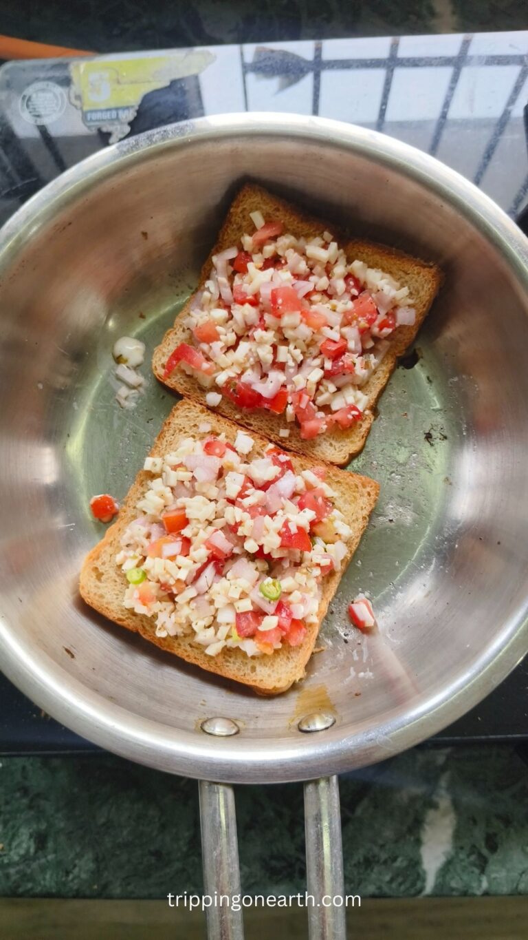 Cheesy & Crispy Chilli Cheese Toast - Tripping on Earth