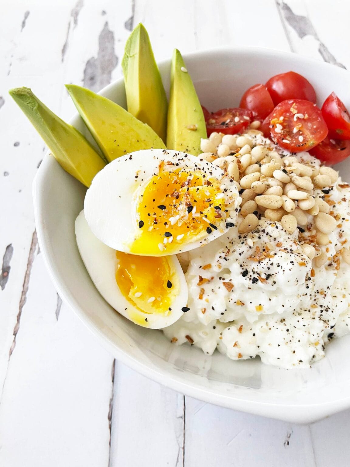 15 Healthy And Delicious Cottage Cheese Bowls - Tripping on Earth